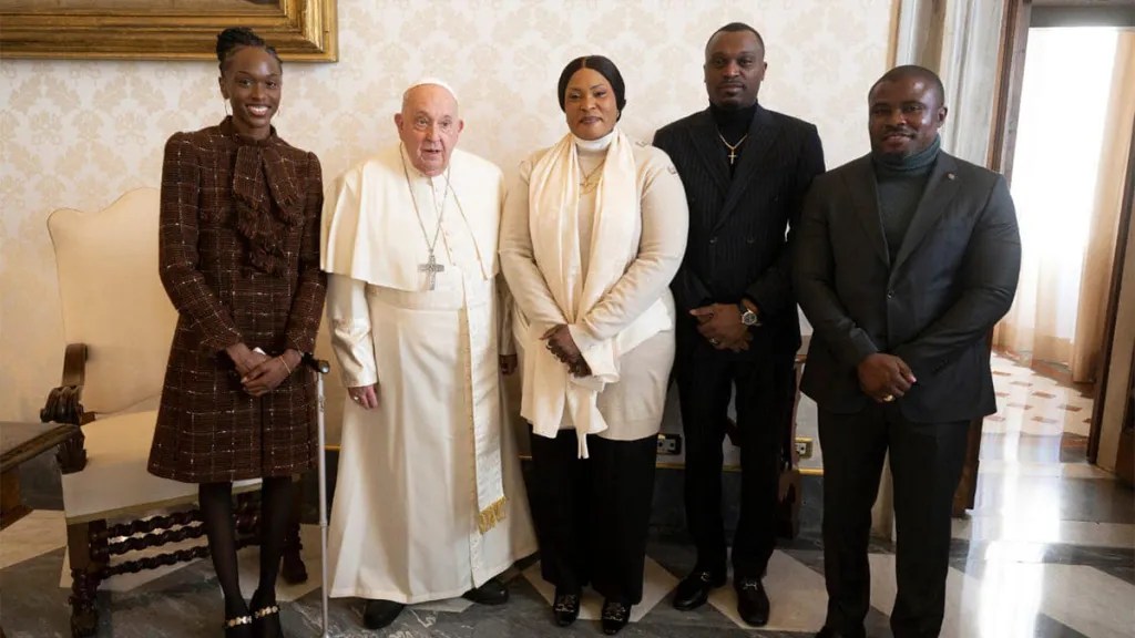 ANALYSE : Que retenir de la visite de Fifi Masuka au Vatican, alias ...