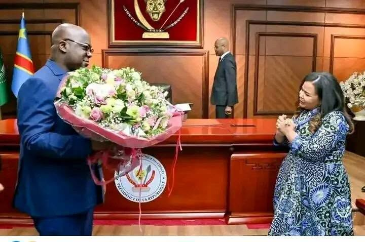 LA RÉPUBLIQUE ENGROSSÉE : THÉRÈSE KAYIKWAMBA WAGNER, MINISTRE DES ...