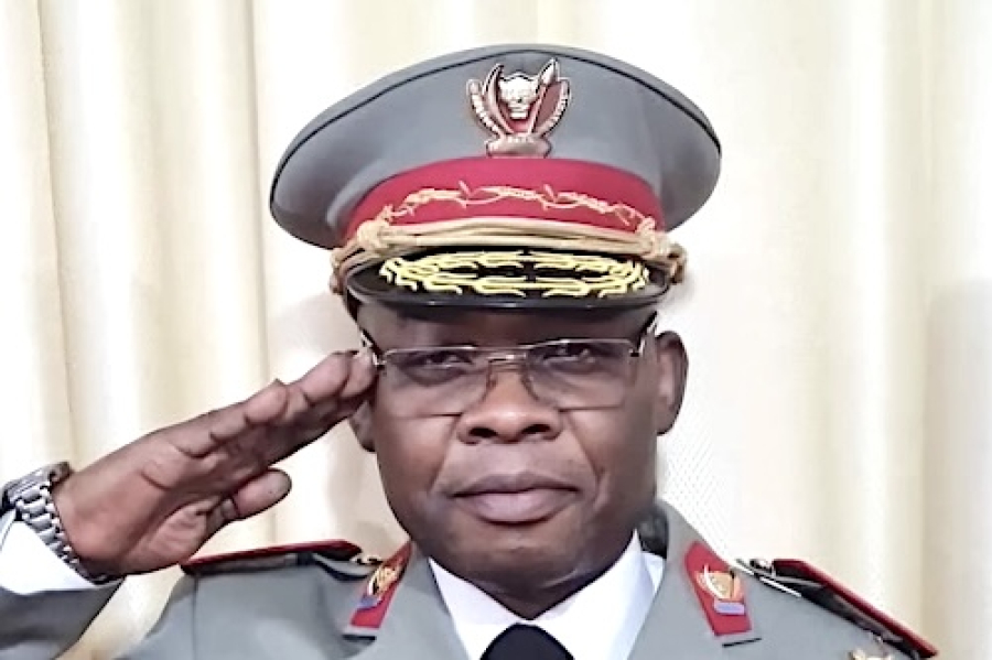 Y a-t-il un risque de coup d’État en RDC ? Le chef d’état-major des ...