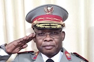 Y a-t-il un risque de coup d’État en RDC ? Le chef d’état-major des ...